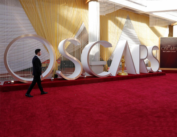 2020 OSCARS RED CARPET | VUZ 360° Teleporter App