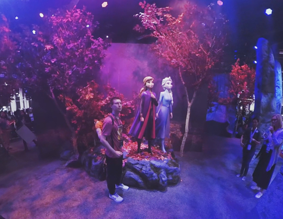 Frozen 2 | VUZ 360° Teleporter App