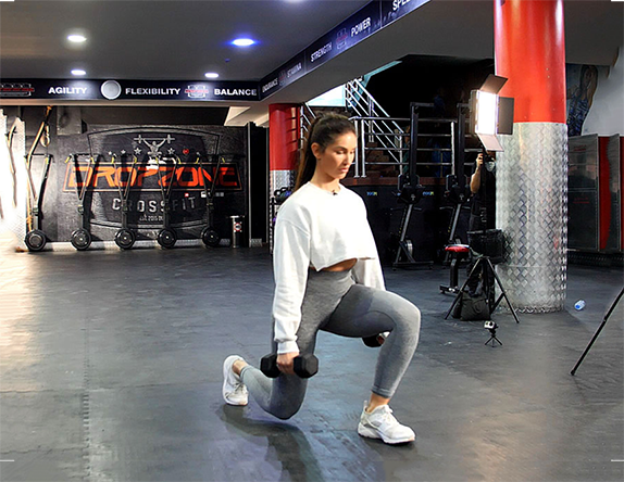 Ep6 - Hana Walking Lunges | VUZ 360° Teleporter App