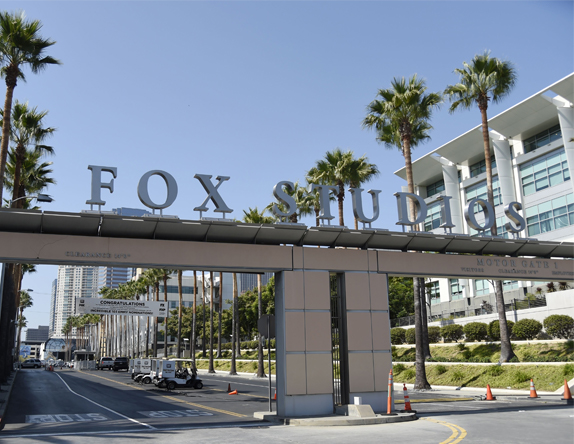 Fox Back Lot Tour | VUZ 360° Teleporter App