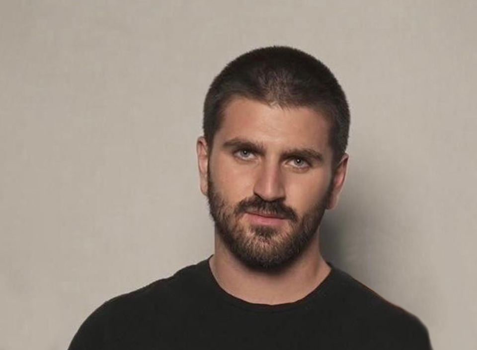 فرانك سالمون - VUZ